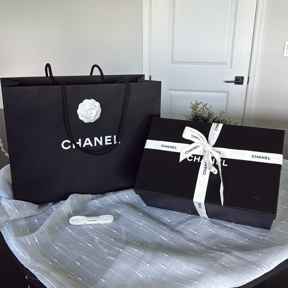CHANEL | Storage & Organization | Chanel Gift Box Chanel Ribbon Gift ...